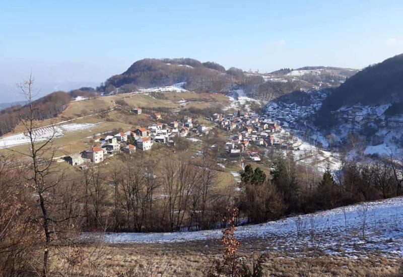 Muškarac šetajući šumom pao niz liticu / Bljesak.info | BH Internet magazin